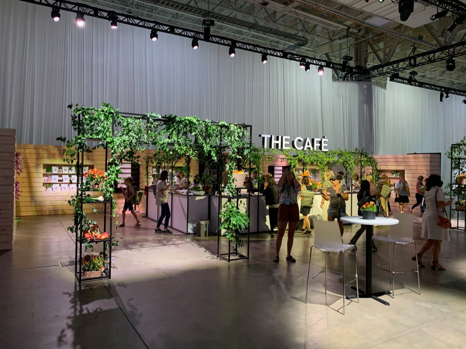 About Fusion - Large Format Custom Printing & Environments